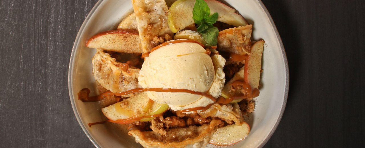 Foodservice Recipe: Apple Pie Potsticker Apple Crisp